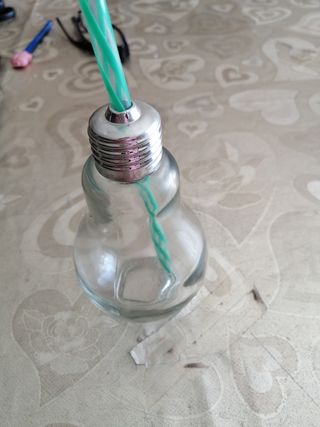 Bicchiere a forma di lampadina 