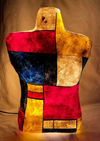 Esclusiva lampada realizzata interamente a mano 