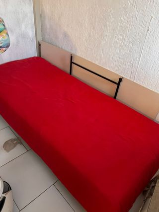 Lettino completo di rete con doghe e materasso 