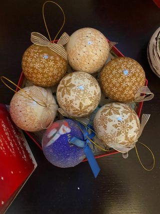 Palle di Natale con scatolo 14 pz