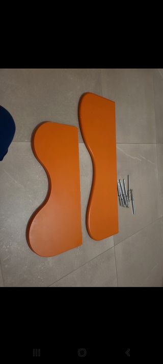 n.2 mensole da cameretta