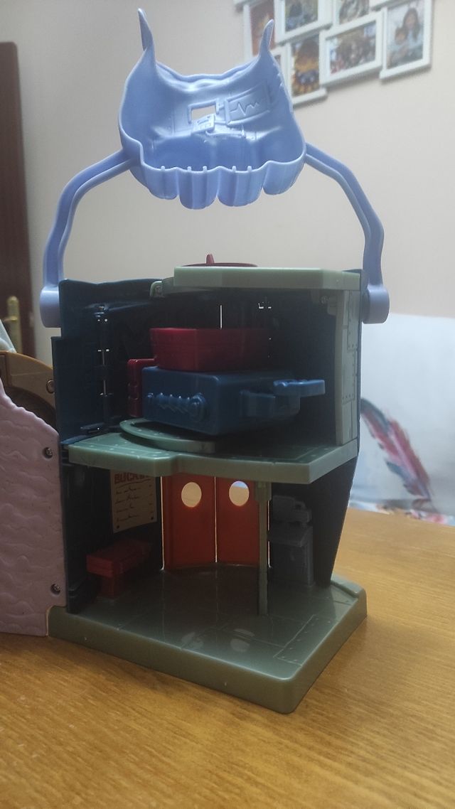 Crustáceo crujiente y Cubo de cebo bob esponja de segunda mano por 10 ... Crustáceo crujiente y Cubo de cebo bob esponja de segunda mano por 10 ...
