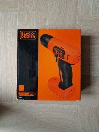 avvitatore black+ decker 7.2v compatto slim