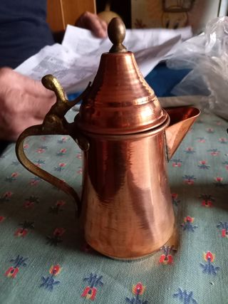caffettiera decorativa in rame 