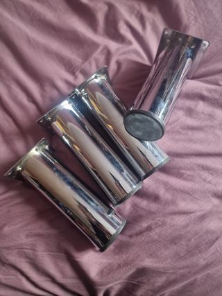 Piedi in metallo per mobili