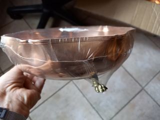 Ciotola porta caramelle in rame e piedini in otton