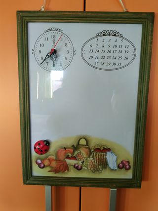 Lavagna con orologio