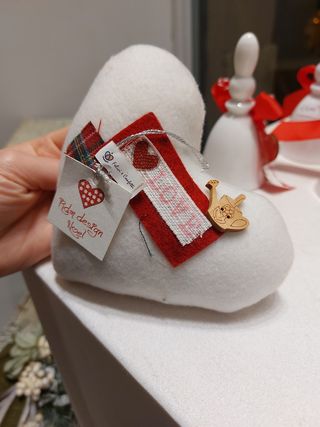 cuore bianco da appendere