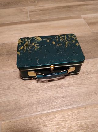 Valigetta di latta