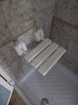 sedia pieghevole per doccia