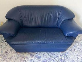 DIVANO IN PELLE 