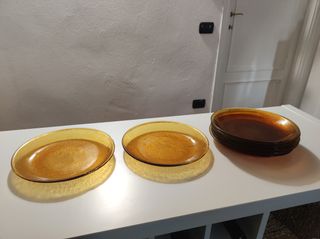 8 piatti vetro 