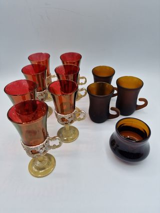 Lotto bicchieri vintage e biscotteria Mulino Bianc