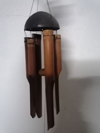 canna di bambù al vento