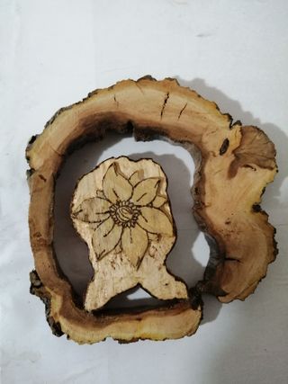 Cornice in legno di ulivo fatti a mano