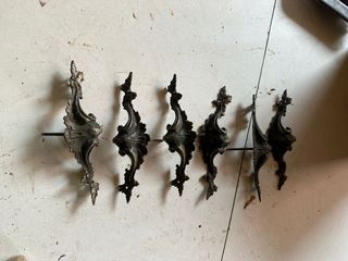 MANIGLIE ANTICHE MOBILI