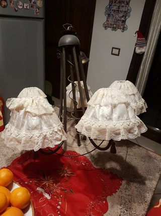 lampadario tutto in ferro battuto in ottime condiz