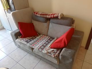 divano 2 posti con pouff 90x 60