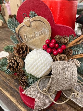 Candeliere legno a cuore fatto a mano 