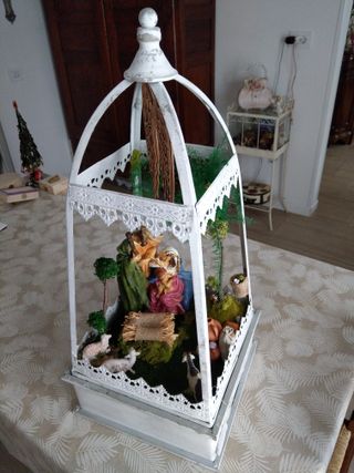 PRESEPE IN LANTERNA GRANDE A CUPOLA