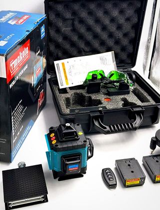 Livella laser professionale a batteri etc...