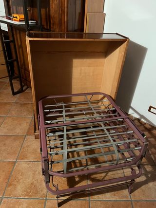 Letto/finto cassettone