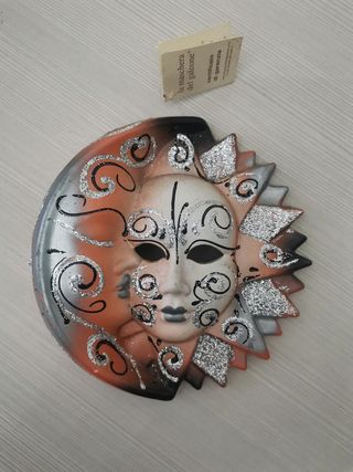 Maschera da parete dipinta a mano 