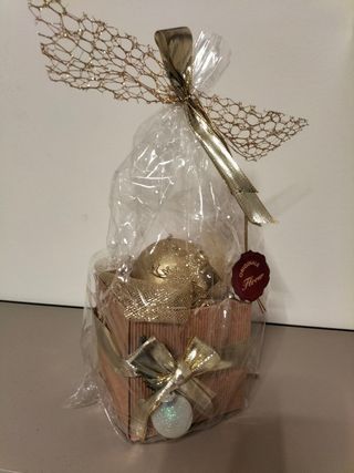 Candela natalizia dorata