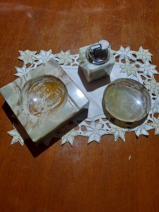 posacenere ed accendisigari in marmo di Carrara 