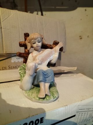 statuina capo di monte