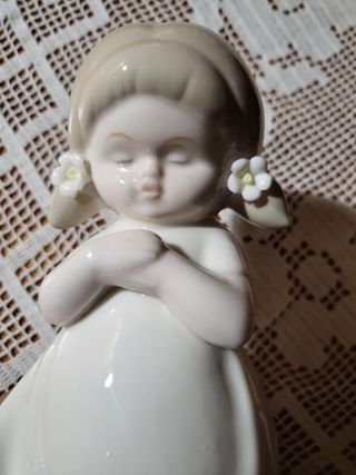 bambolina in ceramica 