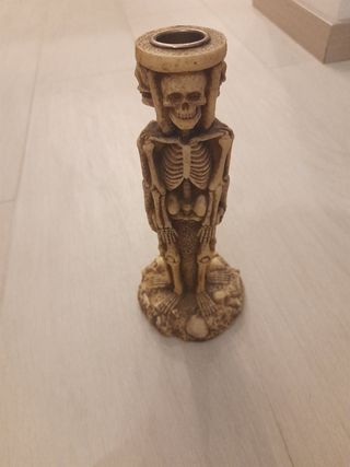 Porta candela scheletro teschio stile gotico