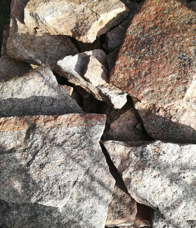 Piedra Granito Chapar De Segunda Mano Por 120 Eur En Valmojado En Wallapop
