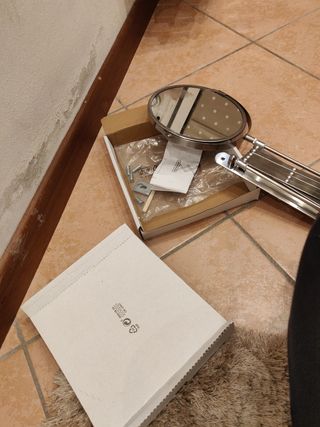 specchio Ikea per trucco