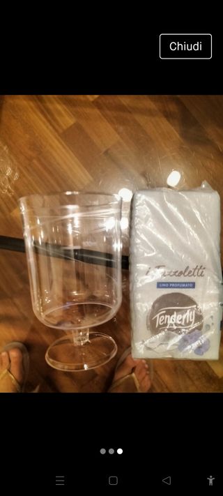 bicchierini di plastica 
