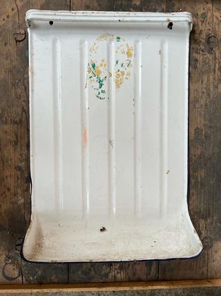 Vecchio portamestoli smaltato