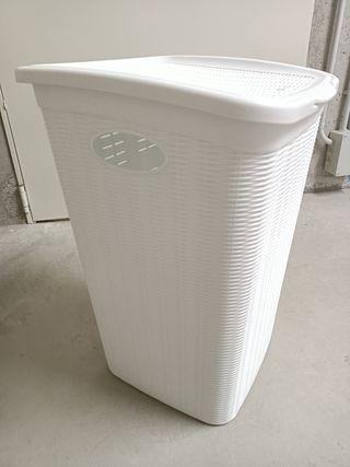Cesto portabiancheria bianco
