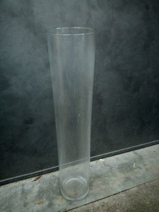 Vaso in vetro in buone condizioni,misure in foto
