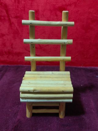 bellissima sedia in miniatura 