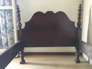 Letto in legno stile spagnolo vintage anni '70