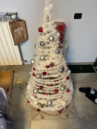 Albero di Natale salva spazio 