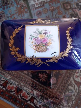 scatola in porcellana