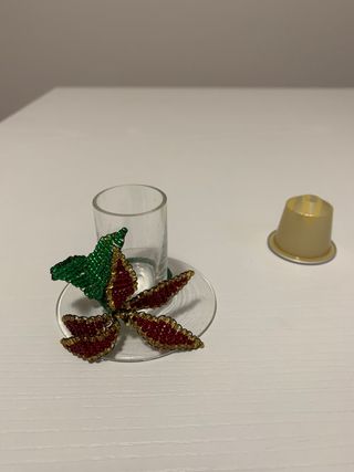 Porta candela in vetro con perline