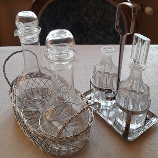 Oliera e acetiera in cristallo vintage (due)
