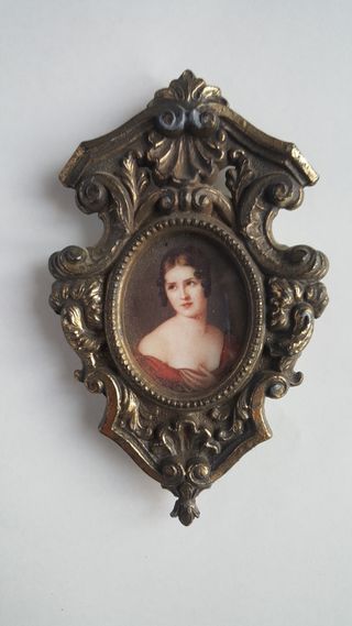 Antico quadretto in ottone brunito cm.10x6