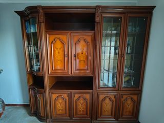 Sala da pranzo più tavolo rotondo 