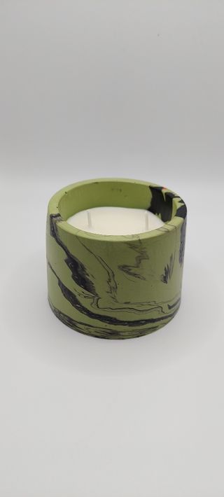 Candela in cera di soia con vaso in Ecoresina