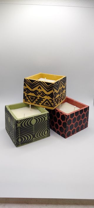 Candela in cera di soia con vaso in Ecoresina