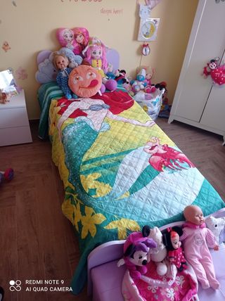 lettino singolo da bambina