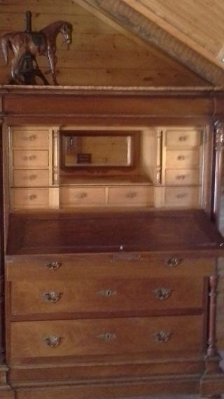 Cassettone  d'epoca.  